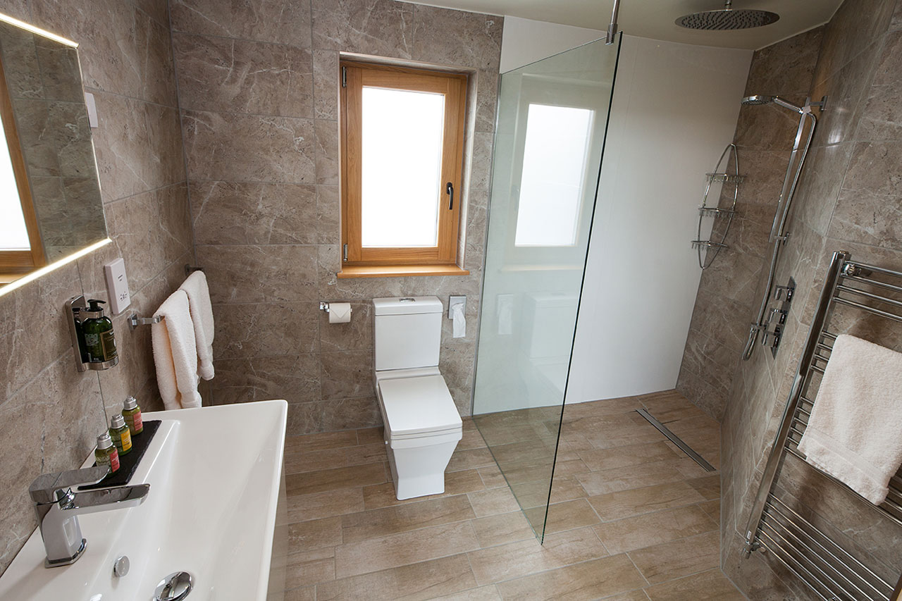 Tree Top Escape - Tree House Luxury 5 star accommodation